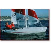 Segel-Markt - gebrauchte Segelboote Katamaran TopCat K3 Streamcut