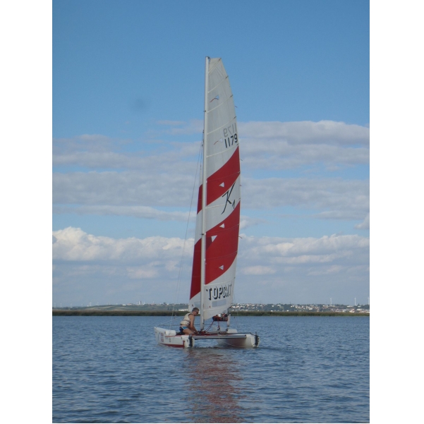 Segel-Markt - gebrauchte Segelboote Katamaran TopCat Spitfire